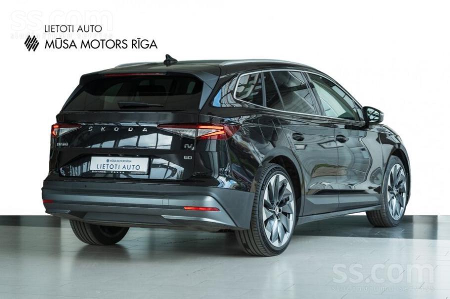 Black Skoda Enyaq iV 2021 in Riga, with an engine capacity of 0.00 L and mileage of 187 thousand km for 21900 €, photo 3 on AUTOMOTO.COM.LV