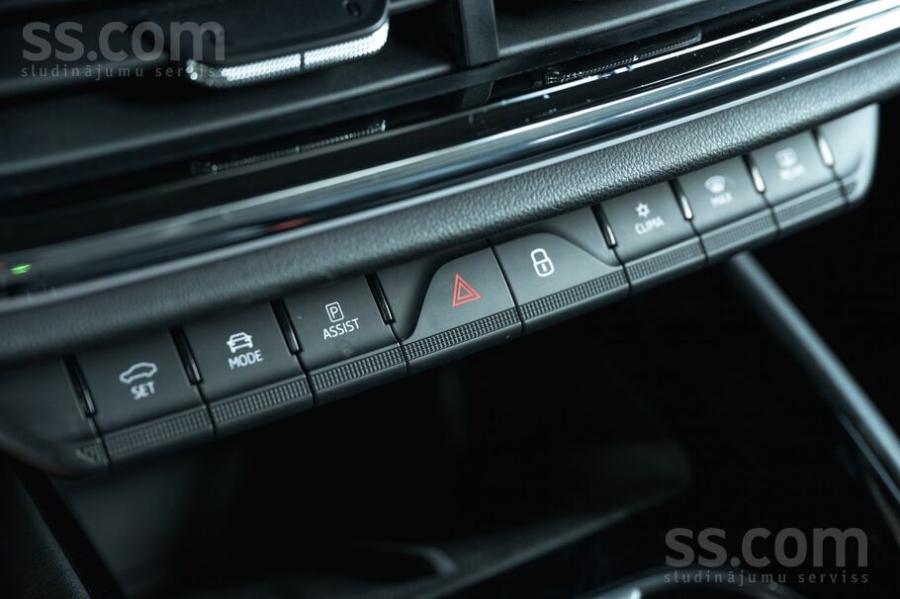 Black Skoda Enyaq iV 2021 in Riga, with an engine capacity of 0.00 L and mileage of 187 thousand km for 21900 €, photo 16 on AUTOMOTO.COM.LV