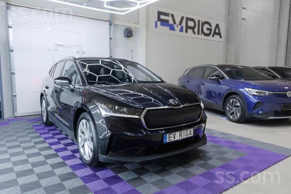 Черный Шкода Enyaq iV 2021 в Рига, объемом двигателя 0.00 л и пробегом 93 тыс. км за 20900 €, фото 1 на AUTOMOTO.COM.LV