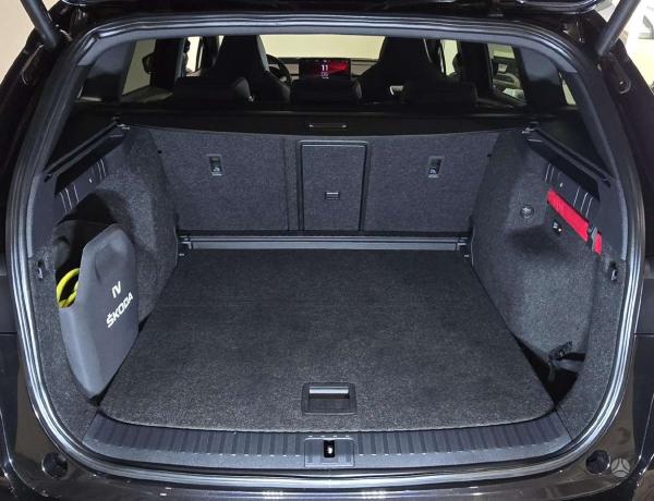Black Skoda Enyaq iV 2022 in Siauliai, with an engine capacity of 0.00 L and mileage of 60 thousand km for 29900 €, photo 11 on AUTOMOTO.COM.LV