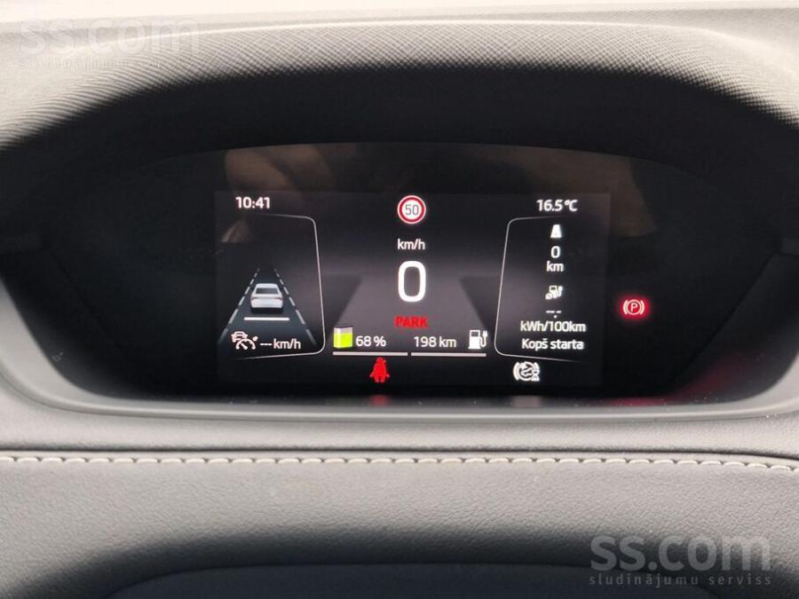 Black Skoda Enyaq iV 2023 in Riga, with an engine capacity of 0.00 L and mileage of 161 thousand km for 27590 €, photo 12 on AUTOMOTO.COM.LV