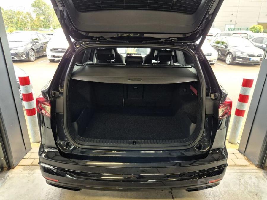 Black Skoda Enyaq iV 2023 in Riga, with an engine capacity of 0.00 L and mileage of 161 thousand km for 27590 €, photo 29 on AUTOMOTO.COM.LV