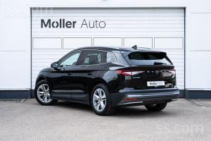 Black Skoda Enyaq iV 2023 in Riga, with an engine capacity of 0.00 L and mileage of 67 thousand km for 33950 €, photo 4 on AUTOMOTO.COM.LV