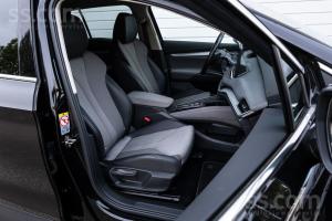 Black Skoda Enyaq iV 2023 in Riga, with an engine capacity of 0.00 L and mileage of 67 thousand km for 33950 €, photo 7 on AUTOMOTO.COM.LV