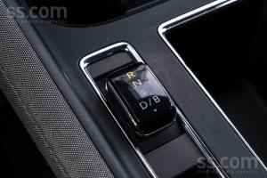 Black Skoda Enyaq iV 2023 in Riga, with an engine capacity of 0.00 L and mileage of 67 thousand km for 33950 €, photo 21 on AUTOMOTO.COM.LV