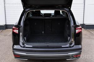 Black Skoda Enyaq iV 2023 in Riga, with an engine capacity of 0.00 L and mileage of 67 thousand km for 33950 €, photo 28 on AUTOMOTO.COM.LV