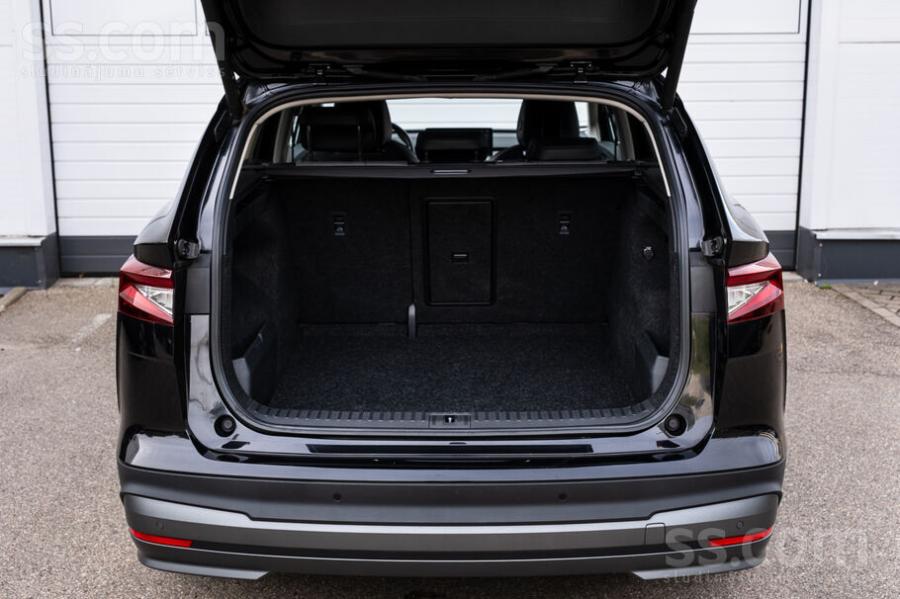 Black Skoda Enyaq iV 2023 in Riga, with an engine capacity of 0.00 L and mileage of 67 thousand km for 33950 €, photo 28 on AUTOMOTO.COM.LV