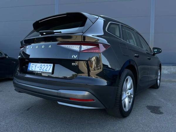 Черный Шкода Enyaq iV 2021 в Рига, объемом двигателя 0.00 л и пробегом 272 тыс. км за 20990 €, фото 3 на AUTOMOTO.COM.LV