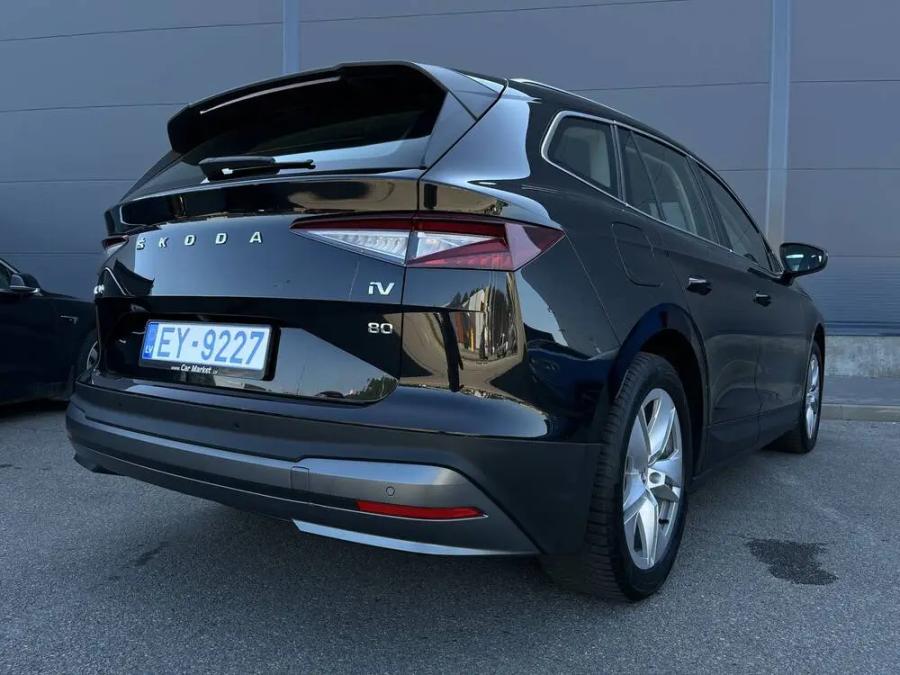Melns Skoda Enyaq iV 2021 Rīga, ar dzinēja tilpumu 0.00 L un nobraukumu 272 tūkst. km par 20990 €, foto 4 vietnē AUTOMOTO.COM.LV