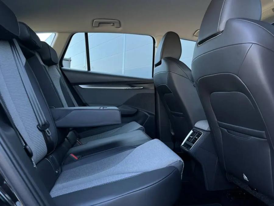 Melns Skoda Enyaq iV 2021 Rīga, ar dzinēja tilpumu 0.00 L un nobraukumu 272 tūkst. km par 20990 €, foto 8 vietnē AUTOMOTO.COM.LV