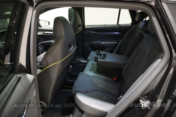Melns Skoda Enyaq iV 2024 Tallina, ar dzinēja tilpumu 0.00 L un nobraukumu 37 tūkst. km par 58900 €, foto 11 vietnē AUTOMOTO.COM.LV