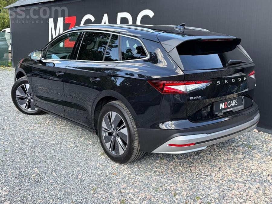 Black Skoda Enyaq iV 2026 in Riga, with an engine capacity of 0.00 L and mileage of 3 thousand km for 42990 €, photo 5 on AUTOMOTO.COM.LV
