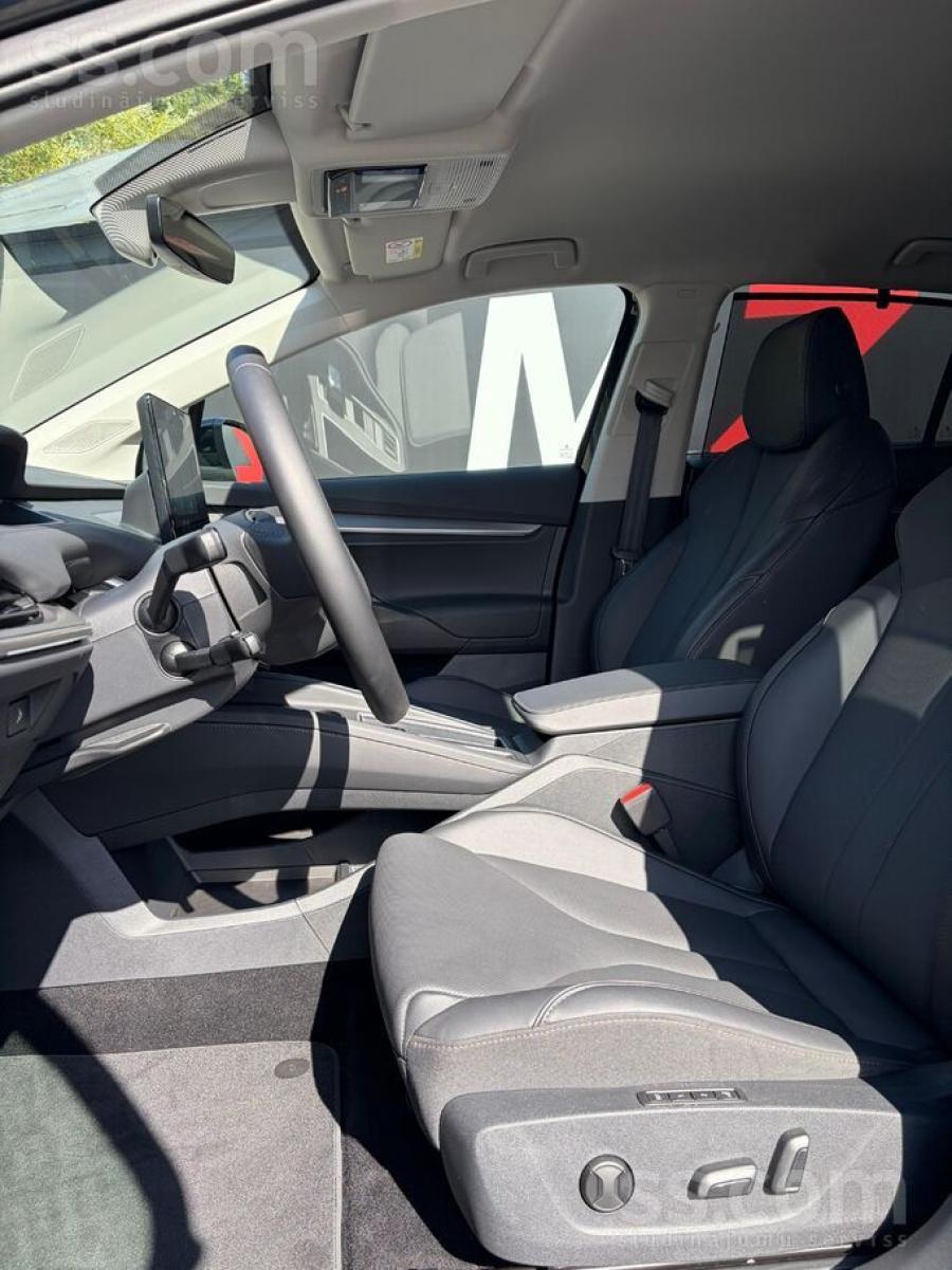 Black Skoda Enyaq iV 2026 in Riga, with an engine capacity of 0.00 L and mileage of 3 thousand km for 42990 €, photo 7 on AUTOMOTO.COM.LV