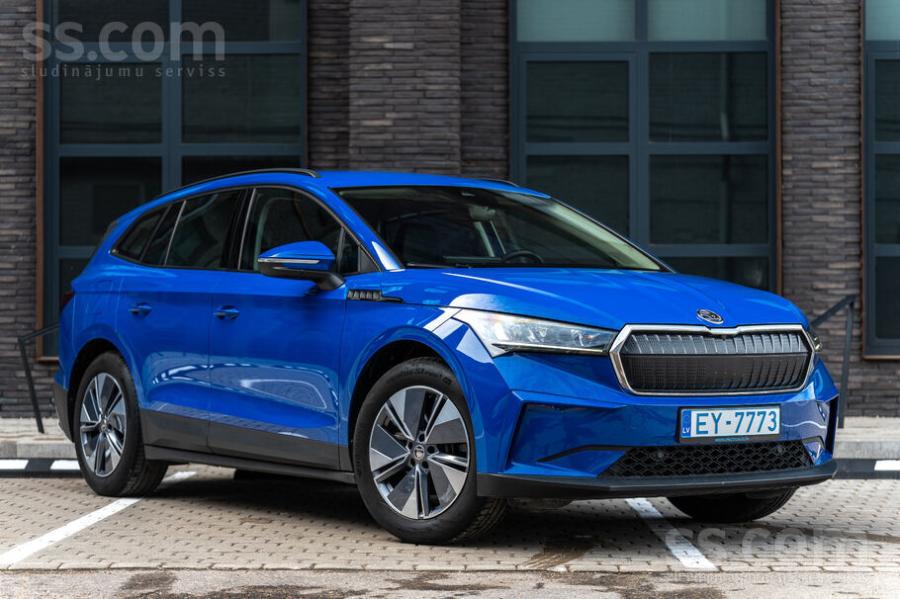 Blue Skoda Enyaq iV 2021 in Riga, with an engine capacity of 0.00 L and mileage of 49 thousand km for 26490 €, photo 3 on AUTOMOTO.COM.LV