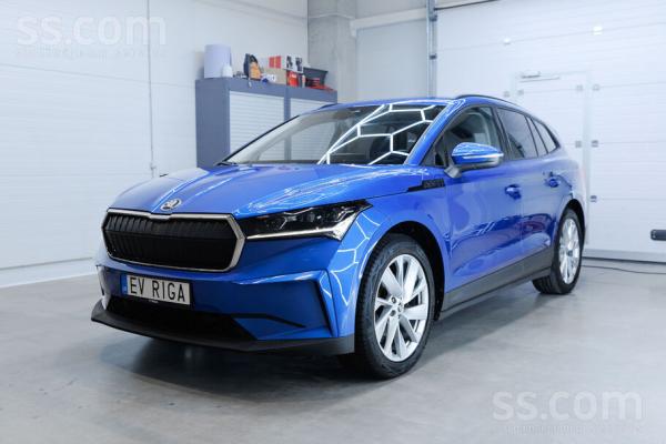Blue Skoda Enyaq iV 2021 in Riga, with an engine capacity of 0.00 L and mileage of 135 thousand km for 23990 €, photo 3 on AUTOMOTO.COM.LV