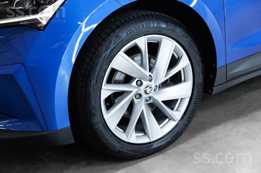 Blue Skoda Enyaq iV 2021 in Riga, with an engine capacity of 0.00 L and mileage of 135 thousand km for 23990 €, photo 5 on AUTOMOTO.COM.LV