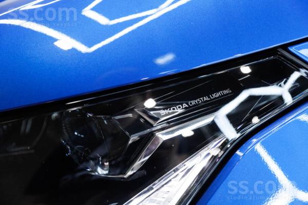 Blue Skoda Enyaq iV 2021 in Riga, with an engine capacity of 0.00 L and mileage of 135 thousand km for 23990 €, photo 5 on AUTOMOTO.COM.LV