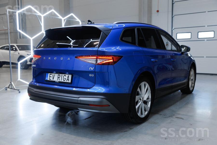 Blue Skoda Enyaq iV 2021 in Riga, with an engine capacity of 0.00 L and mileage of 135 thousand km for 23990 €, photo 9 on AUTOMOTO.COM.LV
