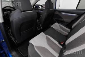 Blue Skoda Enyaq iV 2021 in Riga, with an engine capacity of 0.00 L and mileage of 135 thousand km for 23990 €, photo 16 on AUTOMOTO.COM.LV