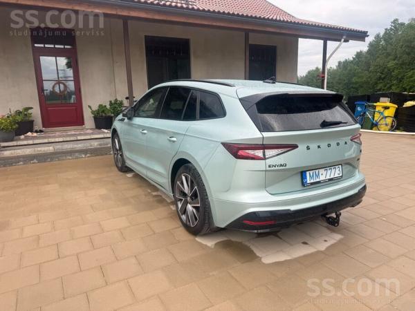 Blue Skoda Enyaq iV 2022 in Dobele, with an engine capacity of 0.00 L and mileage of 59 thousand km for 34800 €, photo 3 on AUTOMOTO.COM.LV