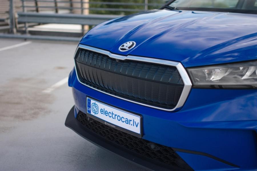 Zils Skoda Enyaq iV 2023 Rīga, ar dzinēja tilpumu 0.00 L un nobraukumu 25 tūkst. km par 20000 €, foto 3 vietnē AUTOMOTO.COM.LV