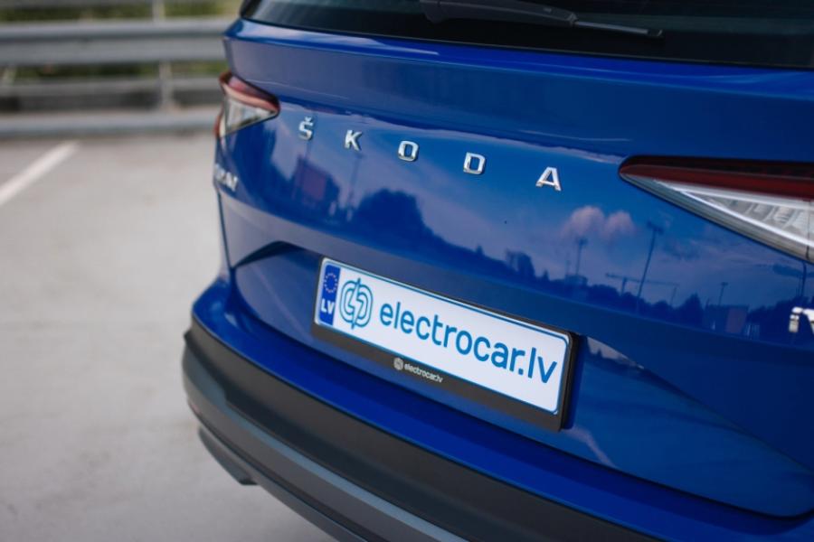 Zils Skoda Enyaq iV 2023 Rīga, ar dzinēja tilpumu 0.00 L un nobraukumu 25 tūkst. km par 20000 €, foto 10 vietnē AUTOMOTO.COM.LV