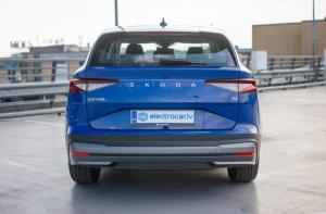 Zils Skoda Enyaq iV 2023 Rīga, ar dzinēja tilpumu 0.00 L un nobraukumu 25 tūkst. km par 20000 €, foto 12 vietnē AUTOMOTO.COM.LV