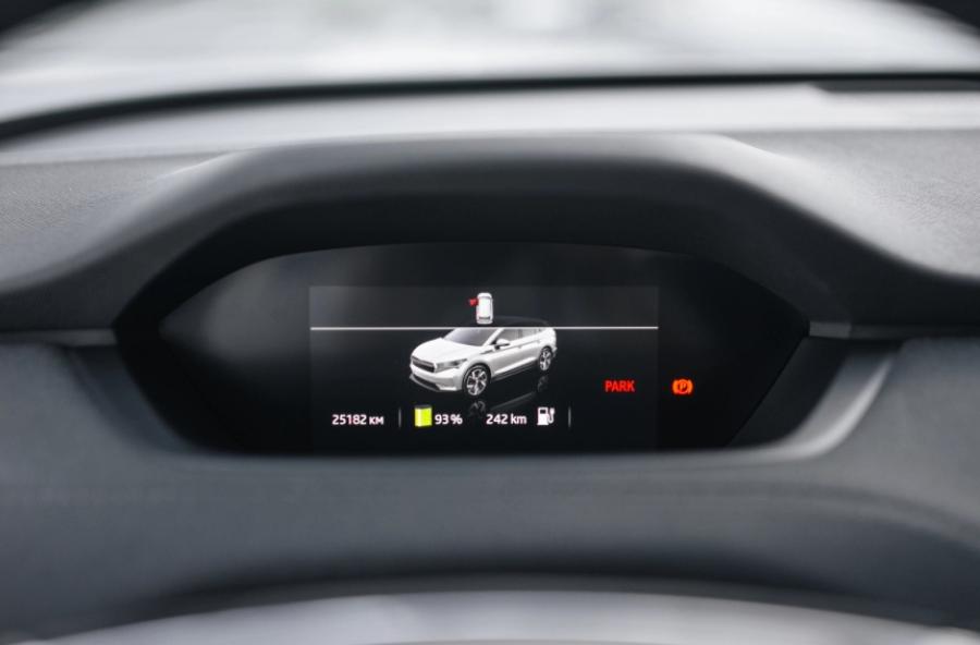 Zils Skoda Enyaq iV 2023 Rīga, ar dzinēja tilpumu 0.00 L un nobraukumu 25 tūkst. km par 20000 €, foto 19 vietnē AUTOMOTO.COM.LV