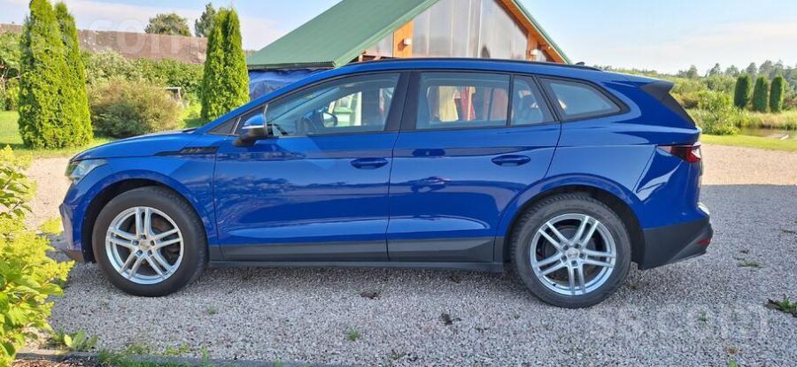 Blue Skoda Enyaq iV 2023 in Riga, with an engine capacity of 0.00 L and mileage of 47 thousand km for 26500 €, photo 6 on AUTOMOTO.COM.LV