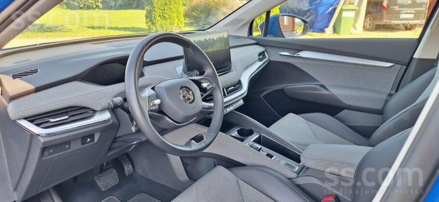 Blue Skoda Enyaq iV 2023 in Riga, with an engine capacity of 0.00 L and mileage of 47 thousand km for 26500 €, photo 10 on AUTOMOTO.COM.LV