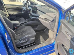 Blue Skoda Enyaq iV 2025 in Tukums, with an engine capacity of 0.00 L and mileage of 4 thousand km for 42900 €, photo 10 on AUTOMOTO.COM.LV