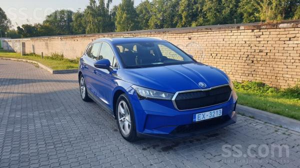 Skoda Enyaq iV 2021 Rīga vietnē Zils Skoda Enyaq iV 2021 Rīga, ar dzinēja tilpumu 0.00 L un nobraukumu 107 tūkst. km par 22900 €, foto 4 vietnē AUTOMOTO.COM.LV