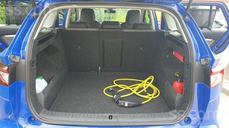 Blue Skoda Enyaq iV 2021 in Riga, with an engine capacity of 0.00 L and mileage of 107 thousand km for 22900 €, photo 14 on AUTOMOTO.COM.LV