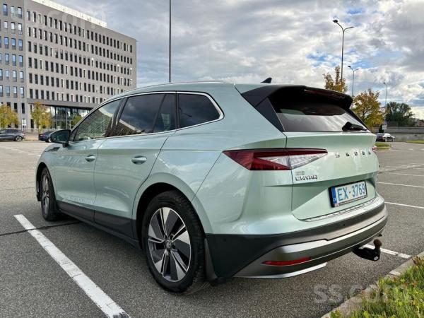 Skoda Enyaq iV 2022 in Riga on AUTOMOTO.COM.LV Blue Skoda Enyaq iV 2022 in Riga, with an engine capacity of 0.00 L and mileage of 164 thousand km for 24950 €, photo 9 on AUTOMOTO.COM.LV