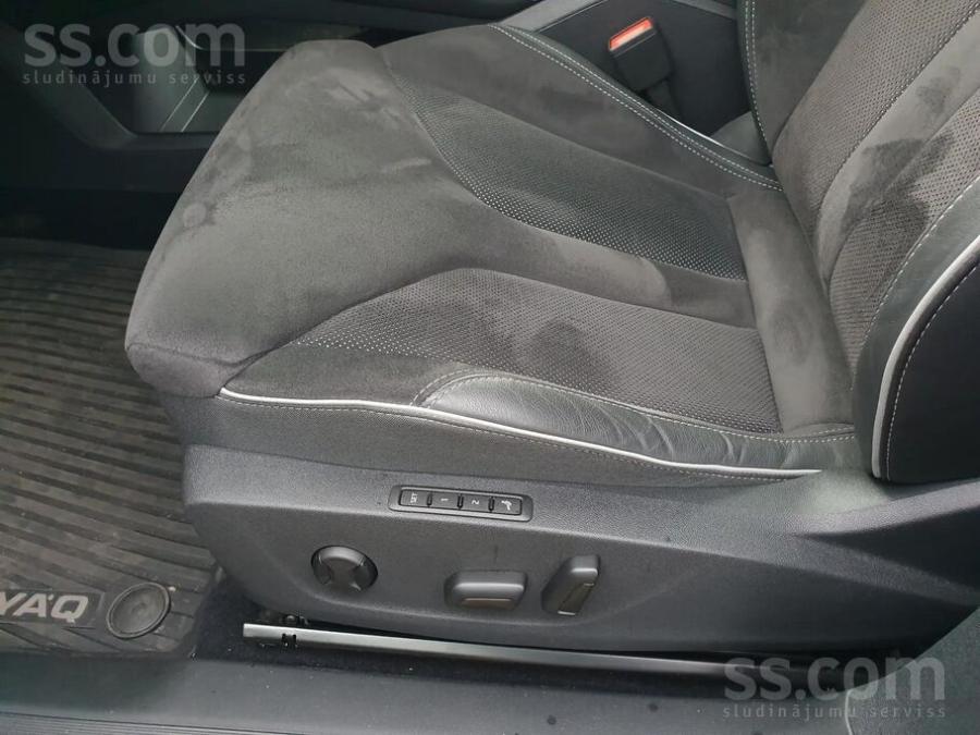 Brown Skoda Enyaq iV 2023 in Riga, with an engine capacity of 0.00 L and mileage of 15 thousand km for 49900 €, photo 9 on AUTOMOTO.COM.LV