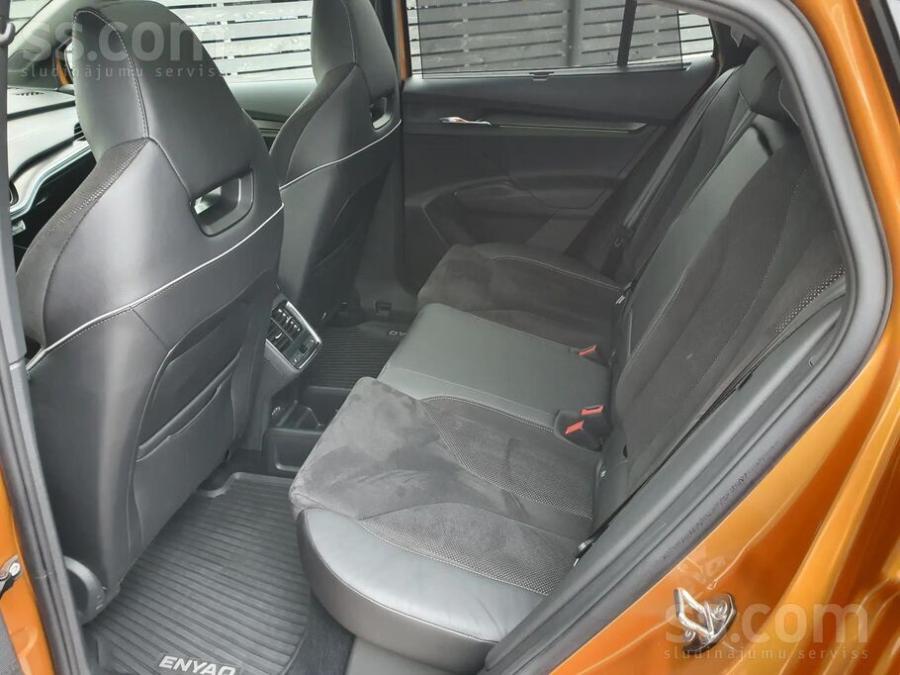 Brown Skoda Enyaq iV 2023 in Riga, with an engine capacity of 0.00 L and mileage of 15 thousand km for 49900 €, photo 10 on AUTOMOTO.COM.LV