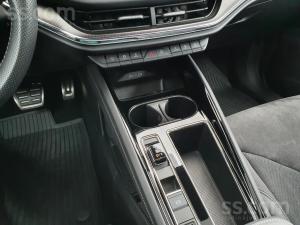 Brown Skoda Enyaq iV 2023 in Riga, with an engine capacity of 0.00 L and mileage of 15 thousand km for 49900 €, photo 25 on AUTOMOTO.COM.LV