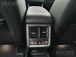 Brown Skoda Enyaq iV 2023 in Riga, with an engine capacity of 0.00 L and mileage of 15 thousand km for 49900 €, photo 26 on AUTOMOTO.COM.LV