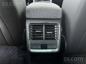 Skoda Enyaq iV 2025 in Riga, with an engine capacity of 0.00 L and mileage of 10 thousand km for 39525 €, photo 19 on AUTOMOTO.COM.LV