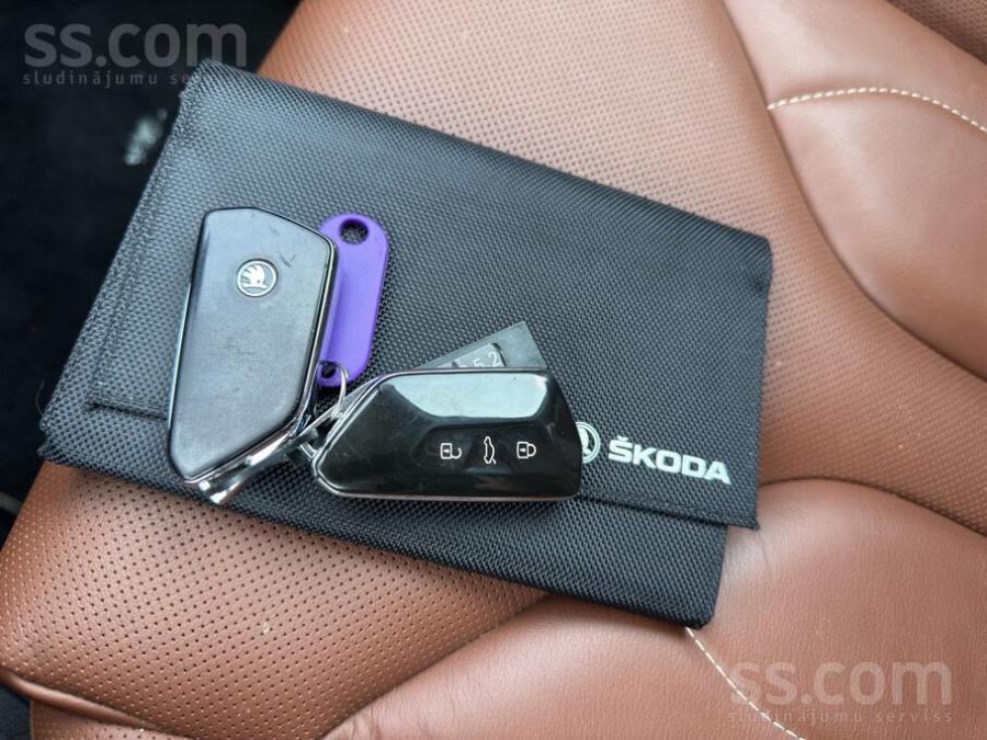 Зеленый Шкода Enyaq iV 2021 в Рига, объемом двигателя 0.00 л и пробегом 125 тыс. км за 25990 €, фото 22 на AUTOMOTO.COM.LV