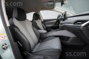 Зеленый Шкода Enyaq iV 2021 в Елгава, объемом двигателя 0.00 л и пробегом 102 тыс. км за 25000 €, фото 15 на AUTOMOTO.COM.LV