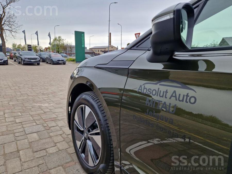 Green Skoda Enyaq iV 2026 in Jelgava, with an engine capacity of 0.00 L and mileage of 5 thousand km for 44500 €, photo 5 on AUTOMOTO.COM.LV