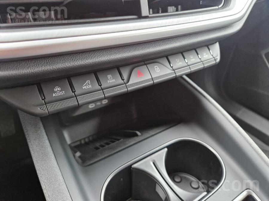 Green Skoda Enyaq iV 2026 in Jelgava, with an engine capacity of 0.00 L and mileage of 5 thousand km for 44500 €, photo 15 on AUTOMOTO.COM.LV