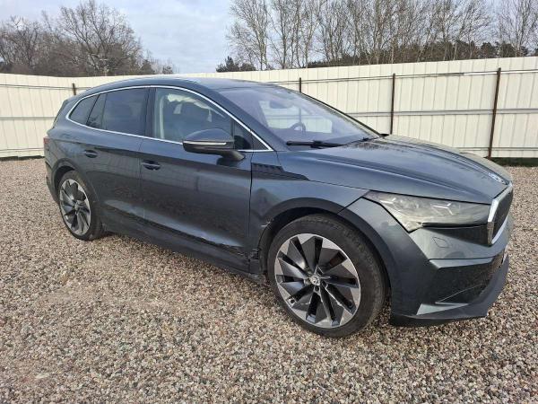 Grey Skoda Enyaq iV 2021 in Kaunas, with an engine capacity of 0.00 L and mileage of 186 thousand km for 14999 €, photo 2 on AUTOMOTO.COM.LV
