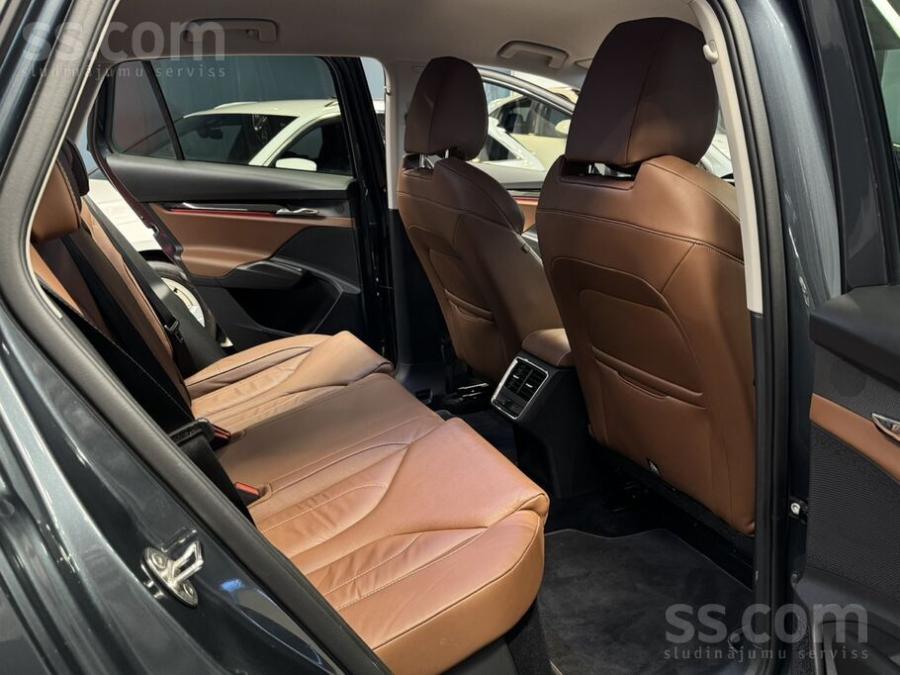 Pelēks Skoda Enyaq iV 2021 Rīga, ar dzinēja tilpumu 0.00 L un nobraukumu 82 tūkst. km par 26990 €, foto 31 vietnē AUTOMOTO.COM.LV
