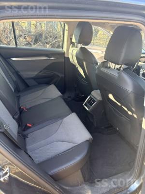 Grey Skoda Enyaq iV 2021 in Riga, with an engine capacity of 0.00 L and mileage of 156 thousand km for 18900 €, photo 5 on AUTOMOTO.COM.LV