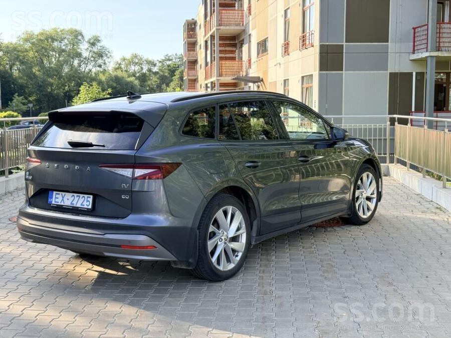 Grey Skoda Enyaq iV 2021 in Riga, with an engine capacity of 0.00 L and mileage of 74 thousand km for 23450 €, photo 5 on AUTOMOTO.COM.LV