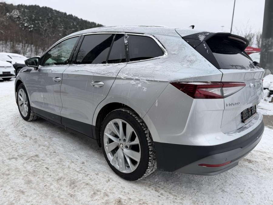 Pelēks Skoda Enyaq iV 2022 Viļņa, ar dzinēja tilpumu 0.00 L un nobraukumu 145 tūkst. km par 23400 €, foto 4 vietnē AUTOMOTO.COM.LV