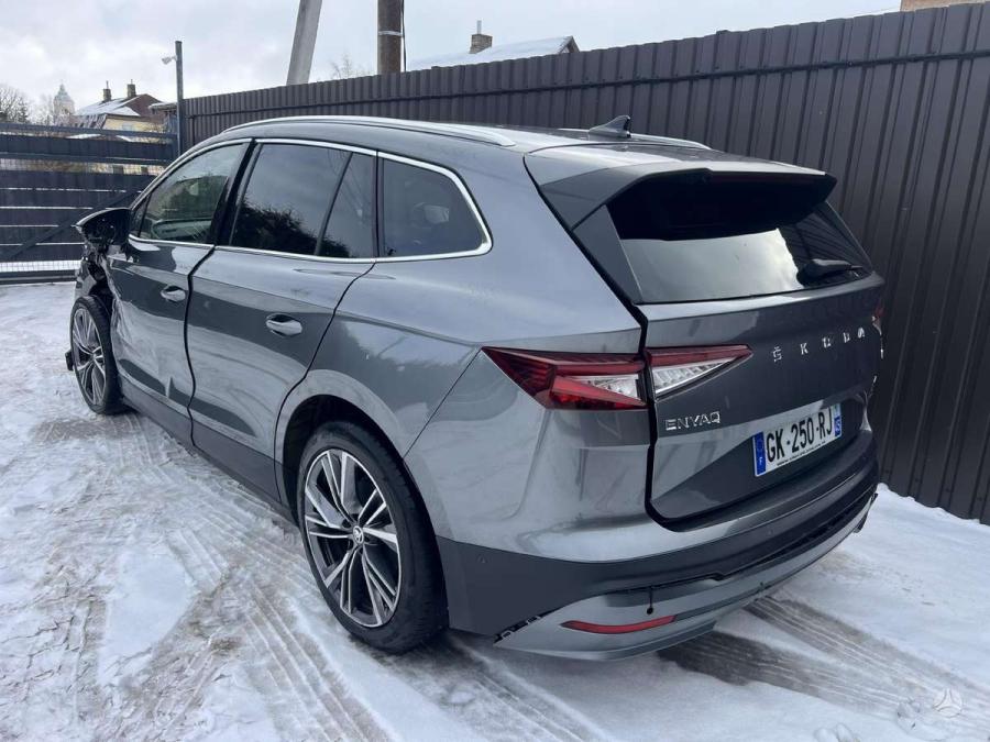 Grey Skoda Enyaq iV 2022 in Kaunas, with an engine capacity of 0.00 L and mileage of 120 thousand km for 9700 €, photo 7 on AUTOMOTO.COM.LV