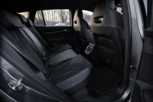 Pelēks Skoda Enyaq iV 2022 Jelgava, ar dzinēja tilpumu 0.00 L un nobraukumu 184 tūkst. km par 21900 €, foto 12 vietnē AUTOMOTO.COM.LV